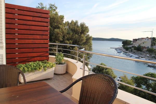 Apartments Time Off - Primošten