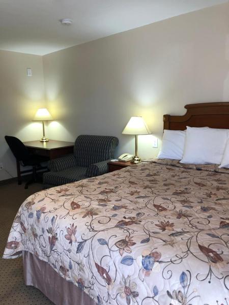 Royal Napanee Inn - Napanee