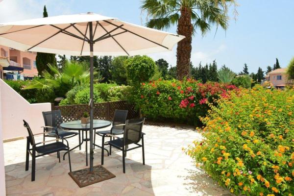Limnaria Villas Sunny Garden Apartment - Paphos