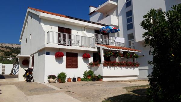 Apartments Magdalena - Karlobag