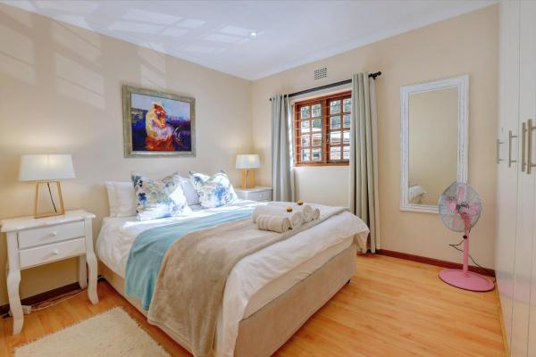 No 8 On Wright Self Catering Studio Apartment - George