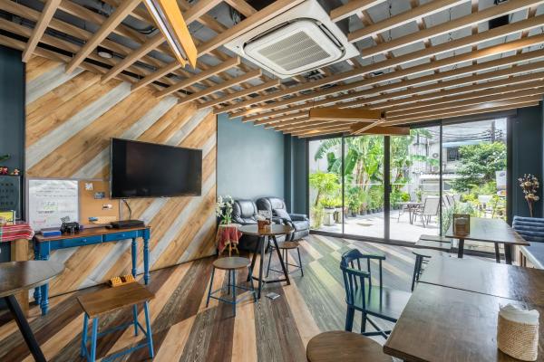 W Station - Khlong San