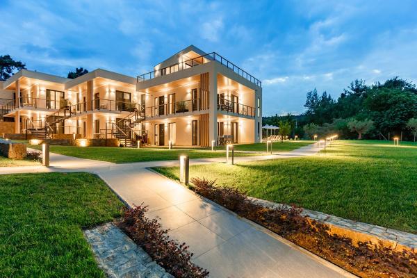 Eos Luxury Suites - Halkidiki