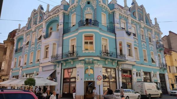 A Piece Of History In Moscovitz Palace - Oradea