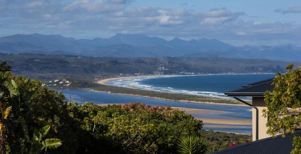 Mountain And Sea View Getaway - Plettenberg Bay