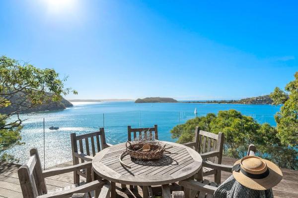 Cape Mackerel Cabin With Magic Palm Beach & Pittwater Views - North Shore