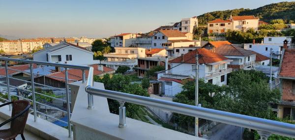 Deluxe 2 Bedroom Apartment - Montenegro