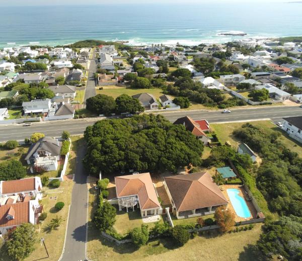 Milkwood Lodge - Hermanus
