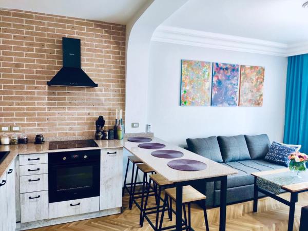 Exquisite Apartment In The Heart Of Yerevan - Ereván