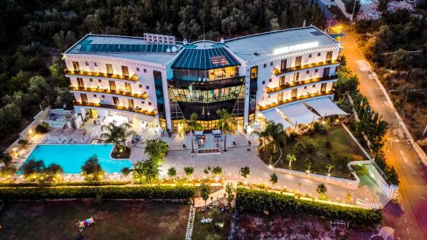 Splendor Hotel - Albania