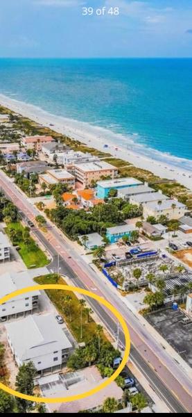 Beach Villa 2 Bedroom - Pinellas County, FL