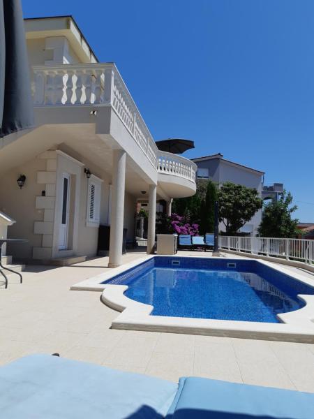 Villa Lizzi - Trogir