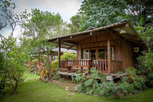Gardenia Country Inn - Tomohon