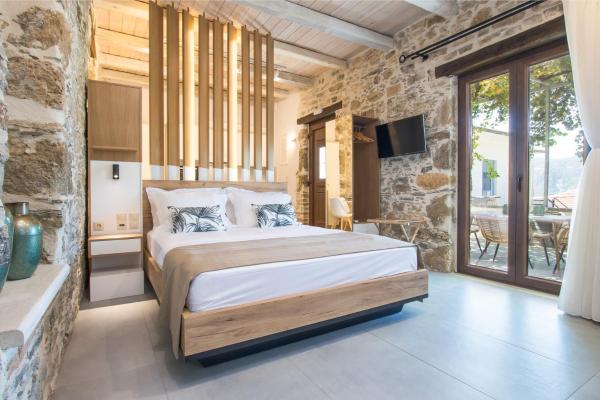 Stairs Homes & Suites - Sougia