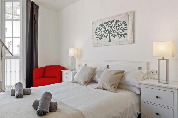 Spacious Centre Apartment In Málaga - Malaga
