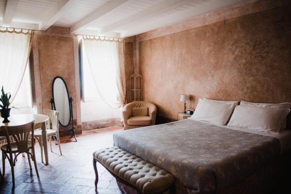 Regina Teodolinda Suites - Como