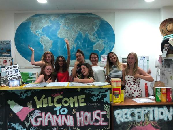 Gianni House Backpackers Hostel - Naxos
