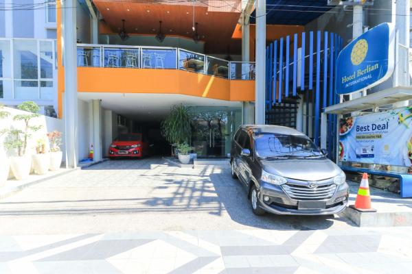 Hotel Berlian International - Gresik