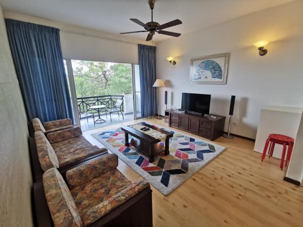Little England B8 (Silverpark) - Bukit Fraser