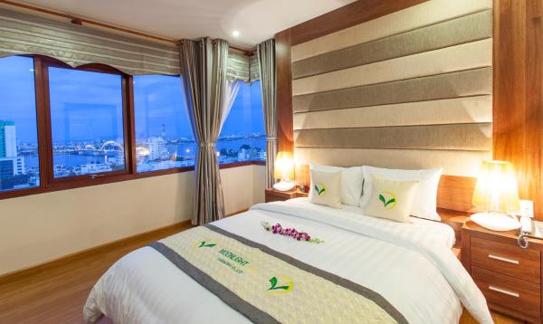 Moonlight Hotel Suites & Spa - Near Dragon Bridge, High Floor With Beautiful City View, River View - Đà Nẵng