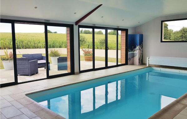 Amazing Home In Elliant - Finistère