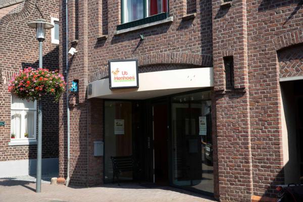 Ut Hen Hoes - Roermond