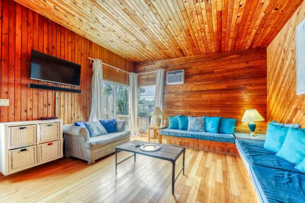 10 Cayuga - Fire Island, NY