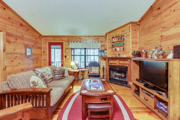 Bird Haus - Sautee Nacoochee, GA