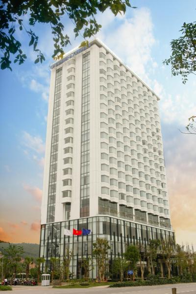 Central Luxury Hạ Long Hotel - Hạ Long