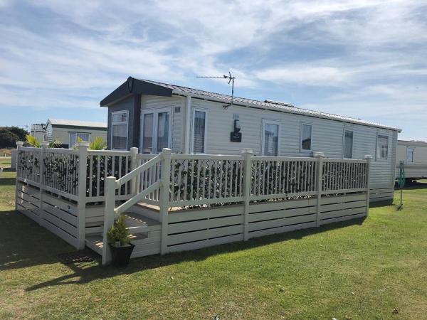 Spacious Holiday Home - Romney Sands - Kent
