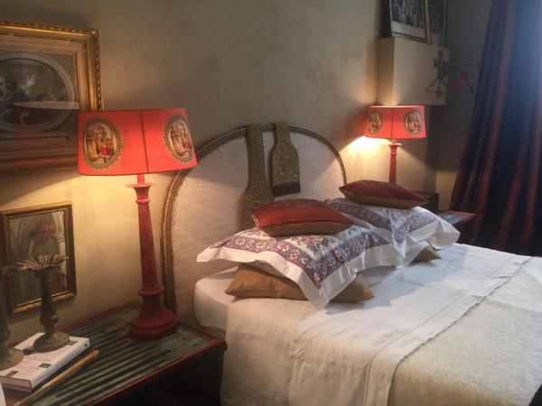 La Maison Rousseau Chambre D'hôtes - Caissargues