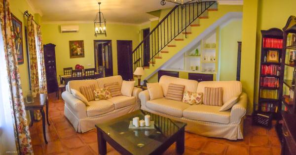 Charming House In The Heart Of Peñaflor, Seville With Balcony. - Palma del Río
