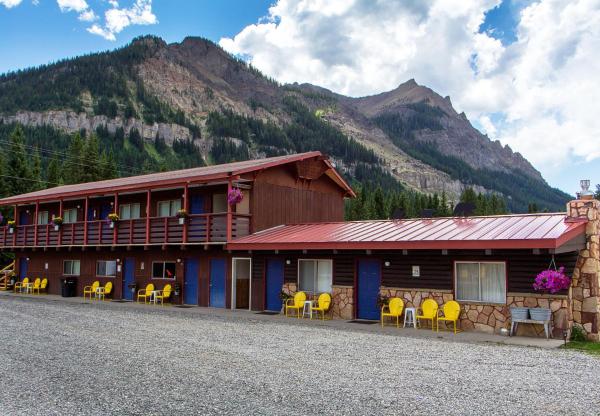High Country Motel And Cabins - Cooke City-Silver Gate, MT