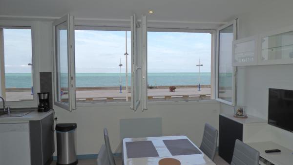 Front De Mer Et Falaise 317 1er ÉTage Lit Fait Wifi Taxe De Séjour Incluse - Le Tréport