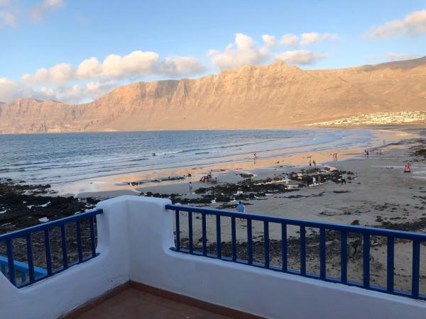 Playa De Caleta De Famara - Teguise
