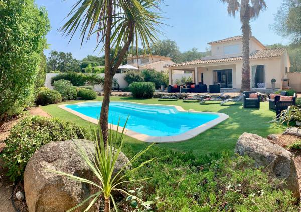 Villa Casamirafio à Palombaggia Piscine Chauffée Et 8 à 9 Personnes - Palombaggia