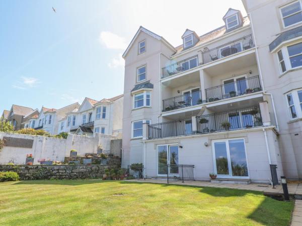 Meridian - Carbis Bay