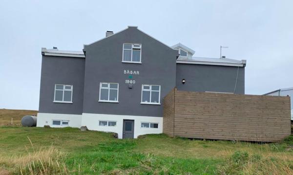 Guesthouse Básar - Islandia