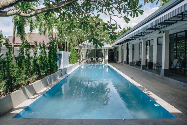La Riva Boutique Hotel - Khlong Lan District