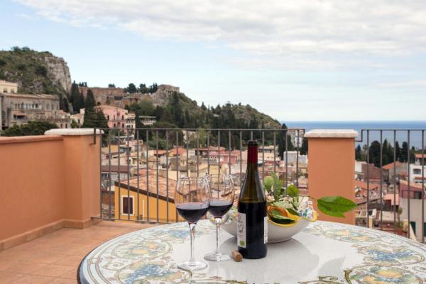 Vilagos Apartments & Loft Taormina - Taormina
