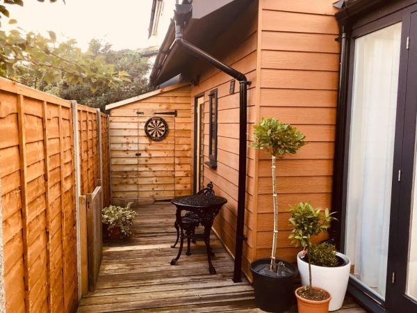 Oak Tree Studio - Buckinghamshire
