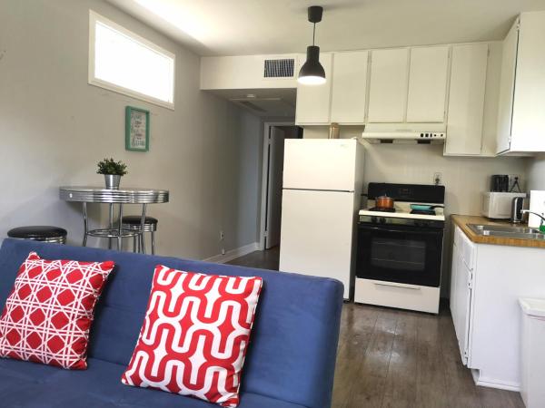 Pasadena Single House - Altadena, CA
