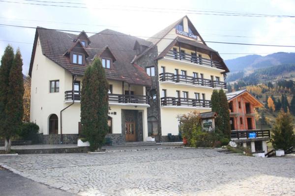 Hotel Cerbul - Transylvanie