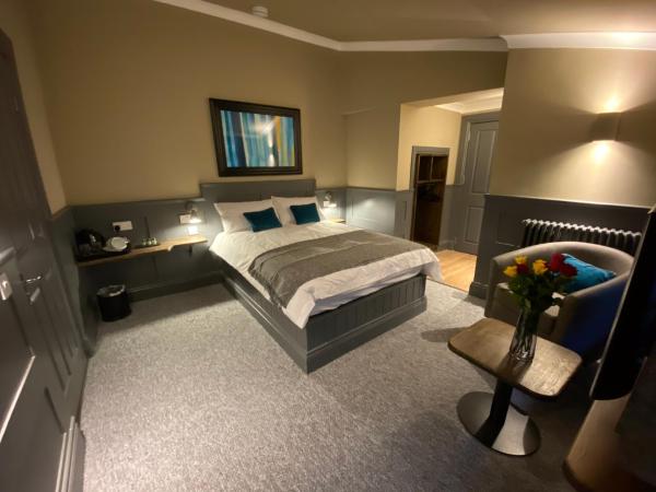 Irvine Guest House - Ardrossan, UK
