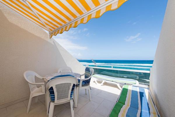 Apartment With Balcony On The Beachfront. Wifi. - Las Palmas de Gran Canaria