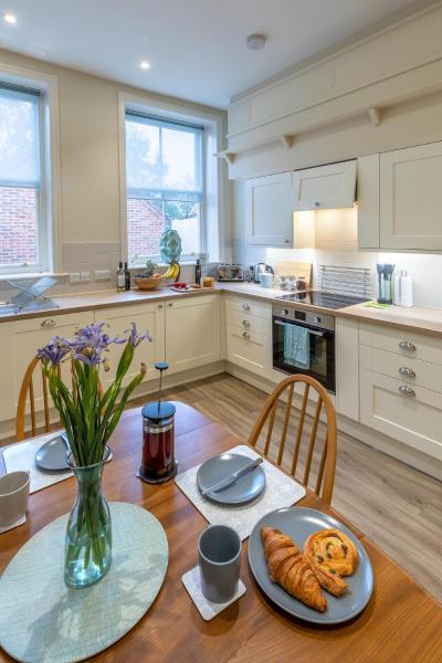 Apt 3, 71 Micklegate, York - York