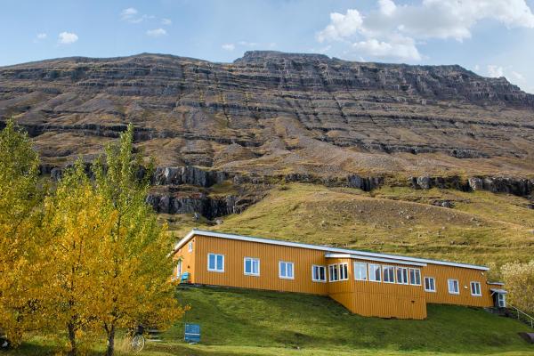 Hafaldan Hi Hostel - Harbour Building - Islande