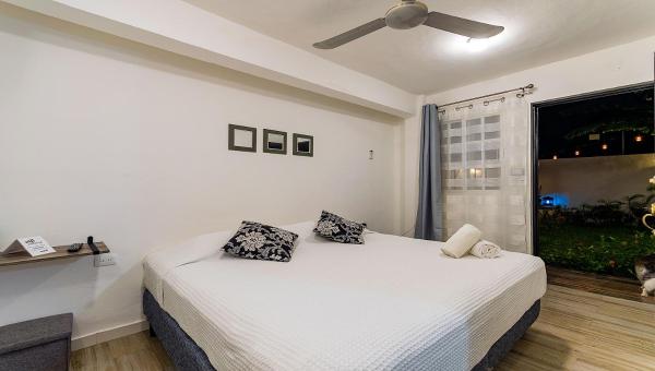 Vacation Rental - Upper Floor Room At Casa Cocoa - Riviera Maya