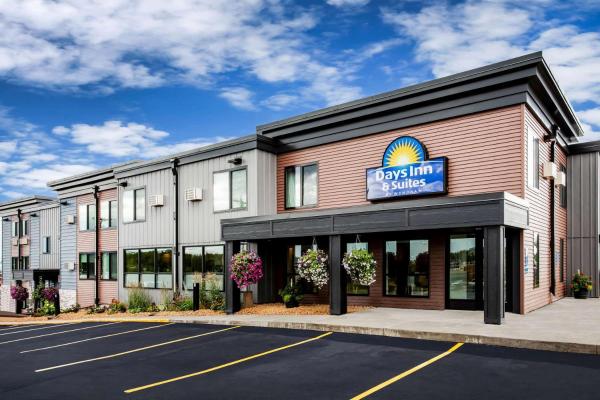Days Inn & Suites By Wyndham Duluth By The Mall - Duluth, MN