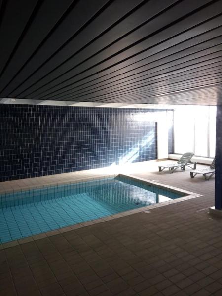 Appartement 2 Pieces 40 M2, Dans Hyper Centre, Avec Piscine Au Rez De Chaussee - Grenoble